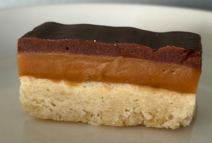 Milk Chocolate Millionaire’s Shortbread – amy bakes in the 'burgh